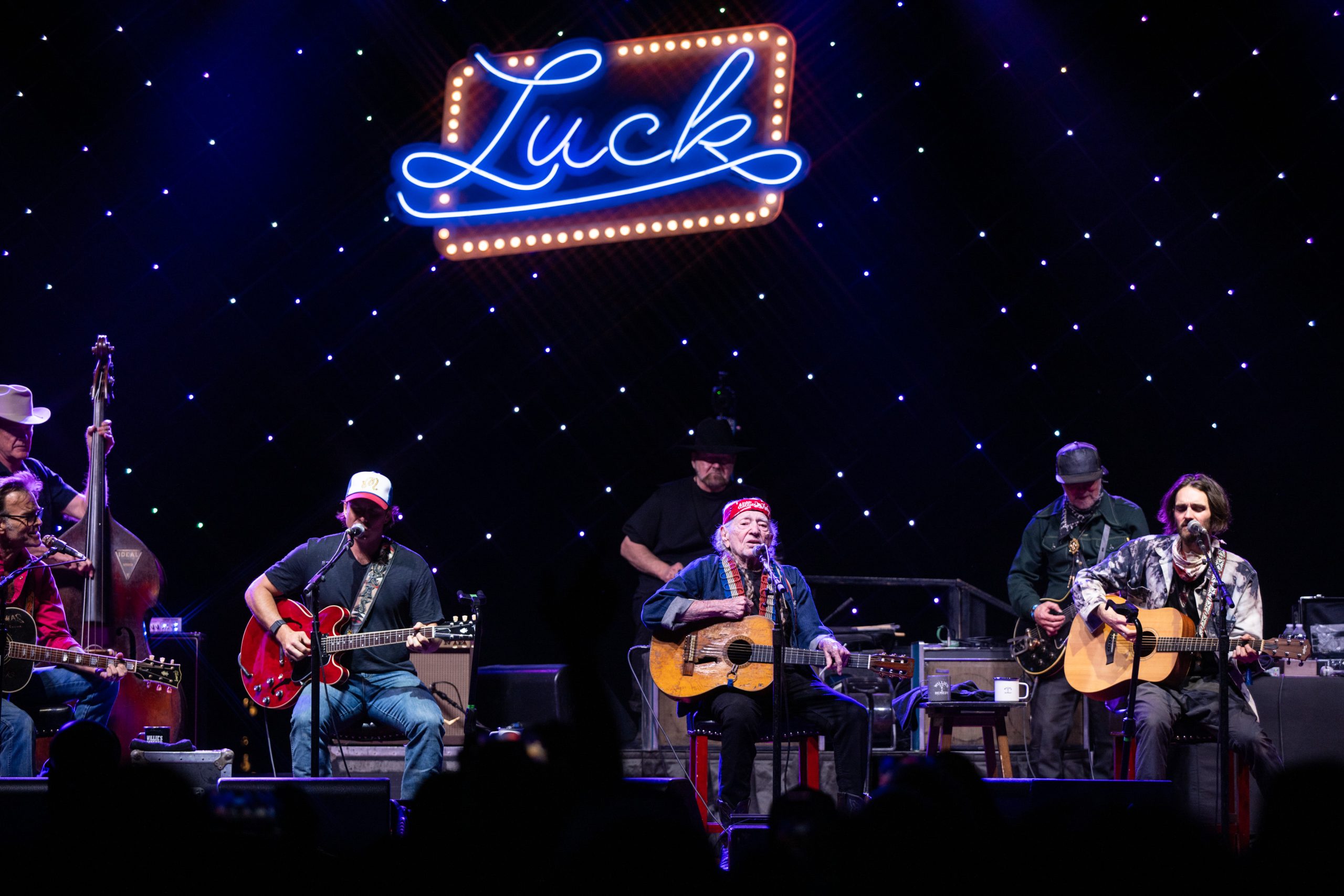 At 92, Willie Nelson is Going Strong With Another Luck Reunion, ACL ...